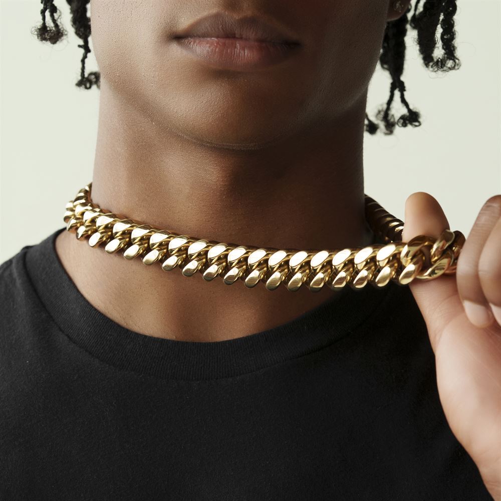 Worn Success: How Gold Chains Became a Modern Power Signal – The Gold Gods